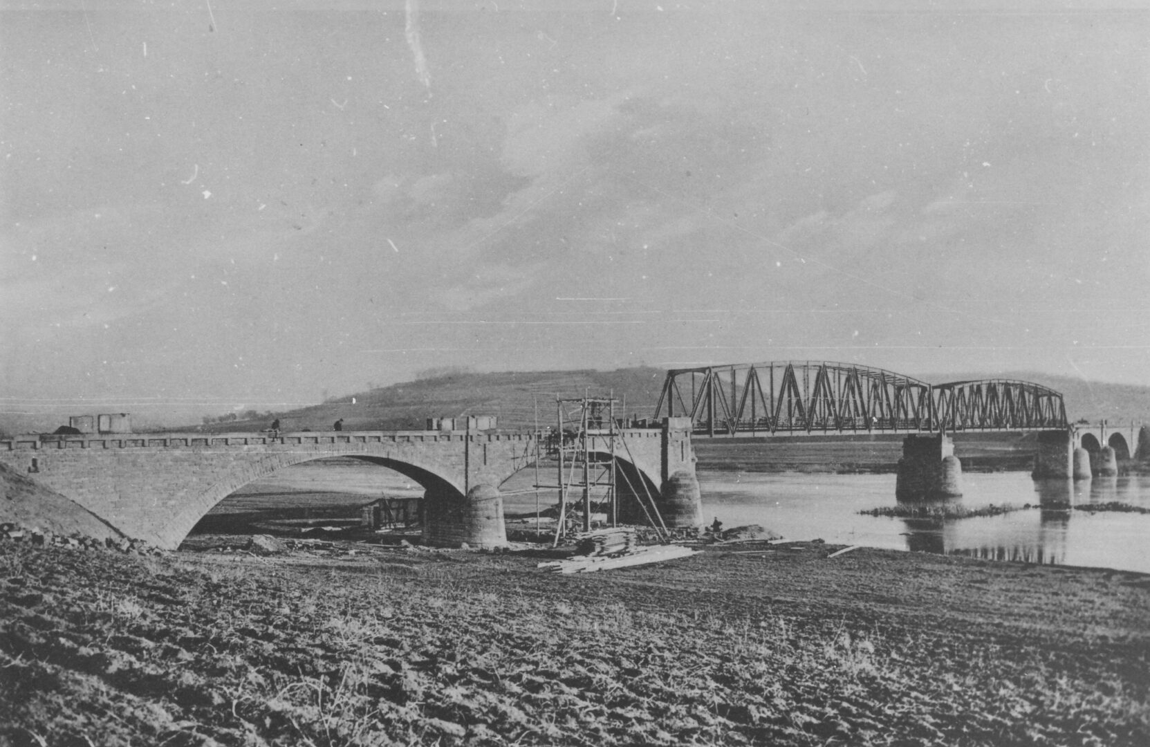 Aschaffenburg Nilkheim Bahnbrücke - heimat:hub